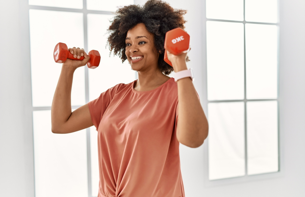 Best dumbbell exercises for beginners - Women's Fitness
