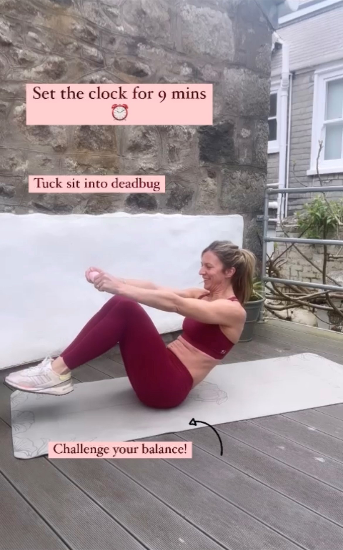 Weighted core workout with AMP Wellbeing - Women's Fitness