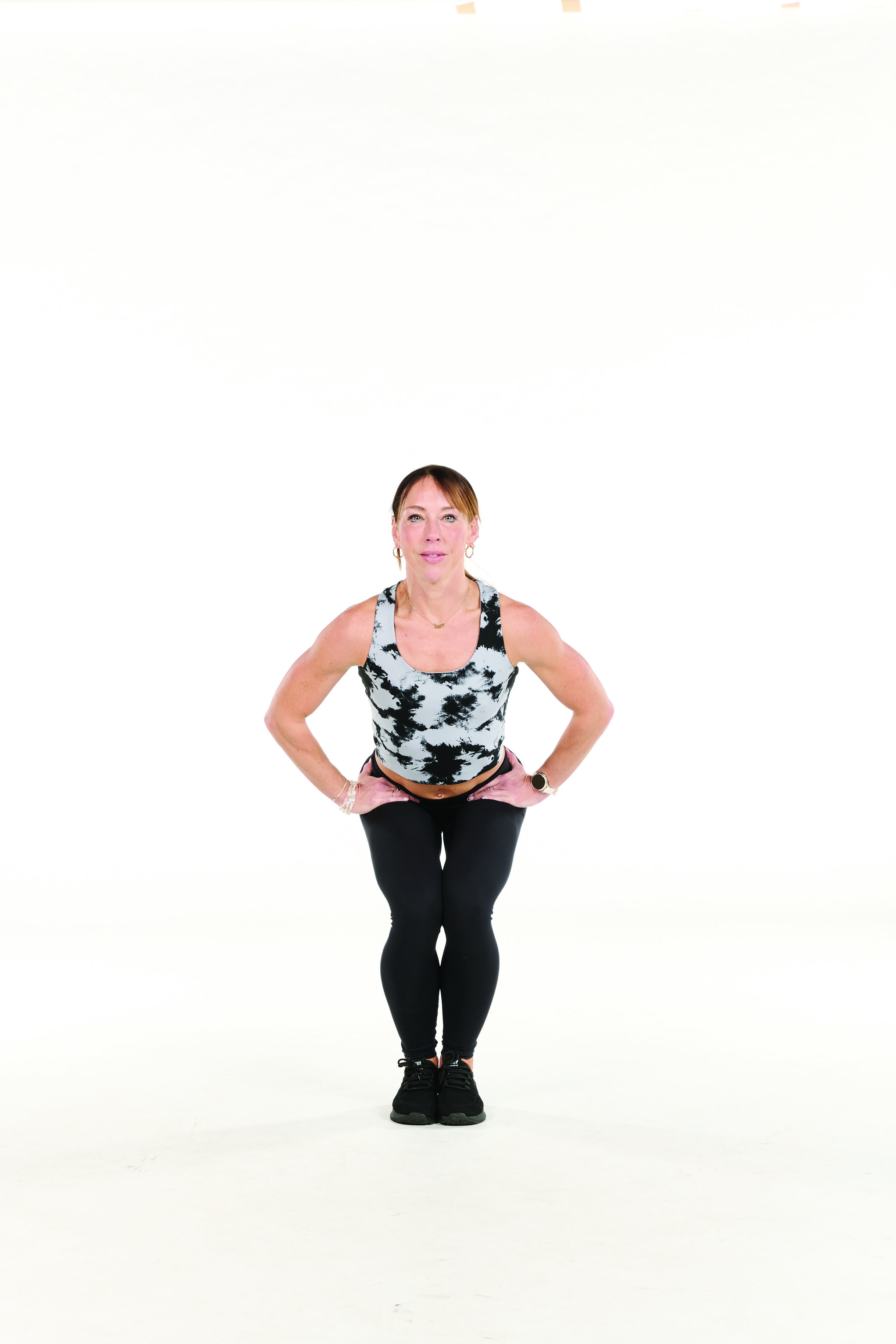 Try this squat exercise for women - Women's Fitness